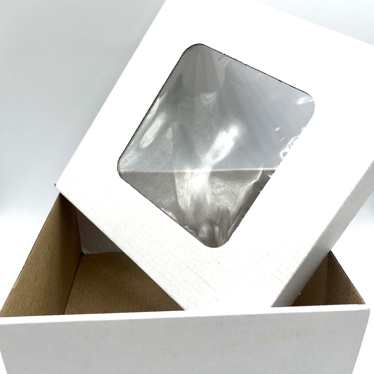 Bento Box with Window – White (6.5" Corrugated) – Sprinkles bake and ...